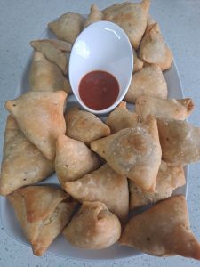 Simple Samosas Done in Minutes - Impressive Blogger